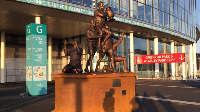 Rugby League celebrates 120th anniversary by unveiling statue | Wembley ...